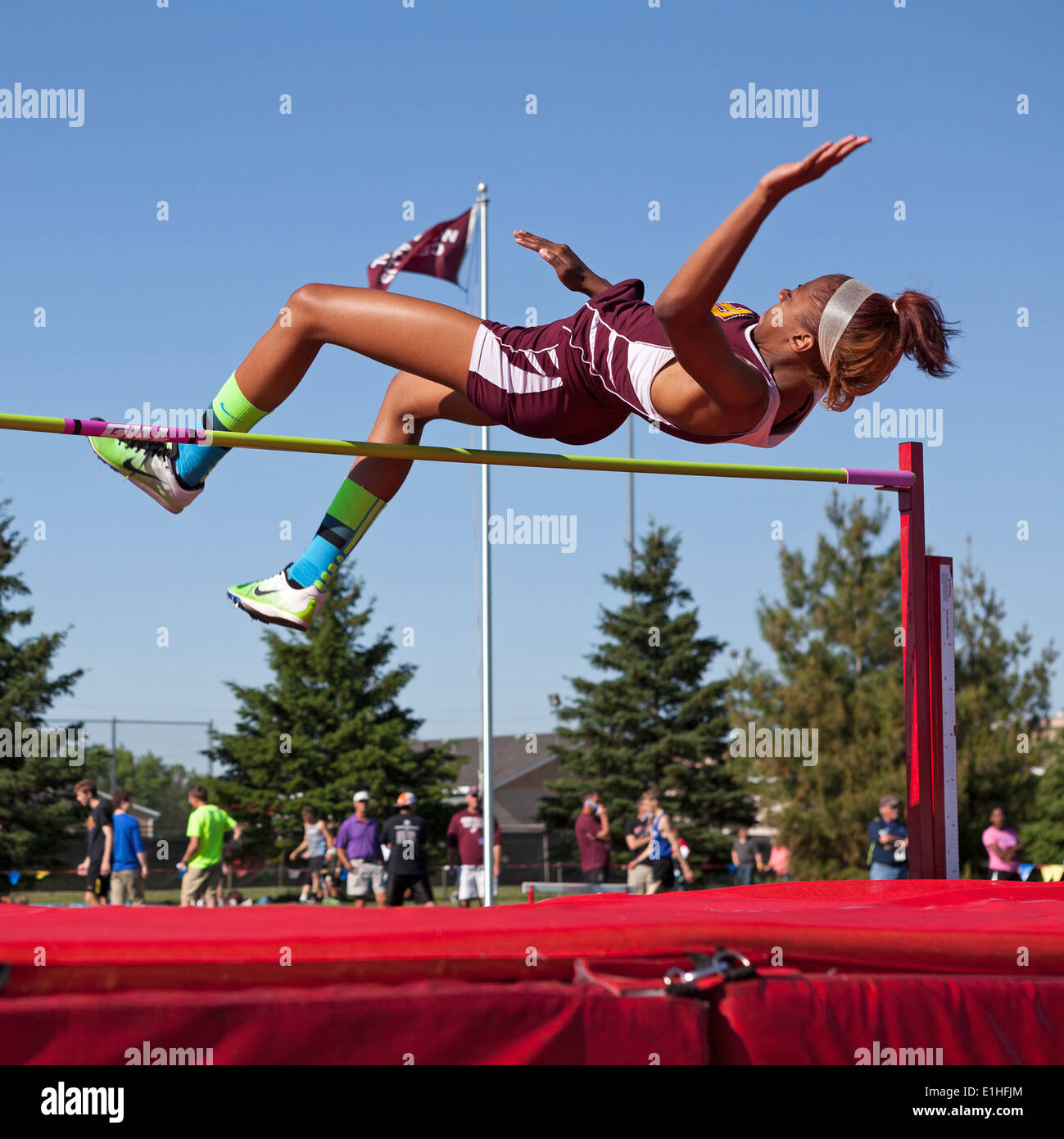 Female high school runners compete hi-res stock photography and images ...
