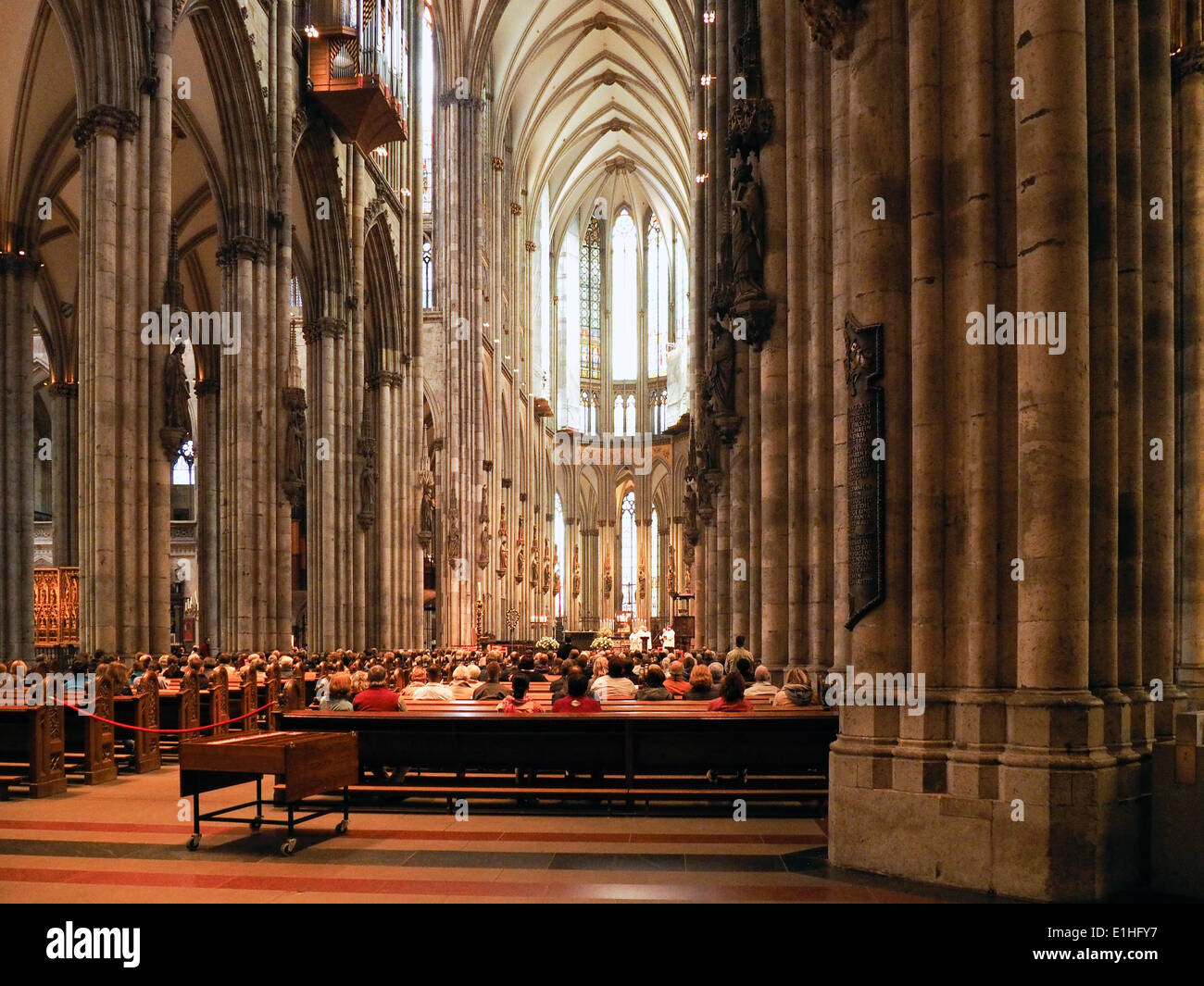 Cologne cathedral interior hi-res stock photography and images - Alamy