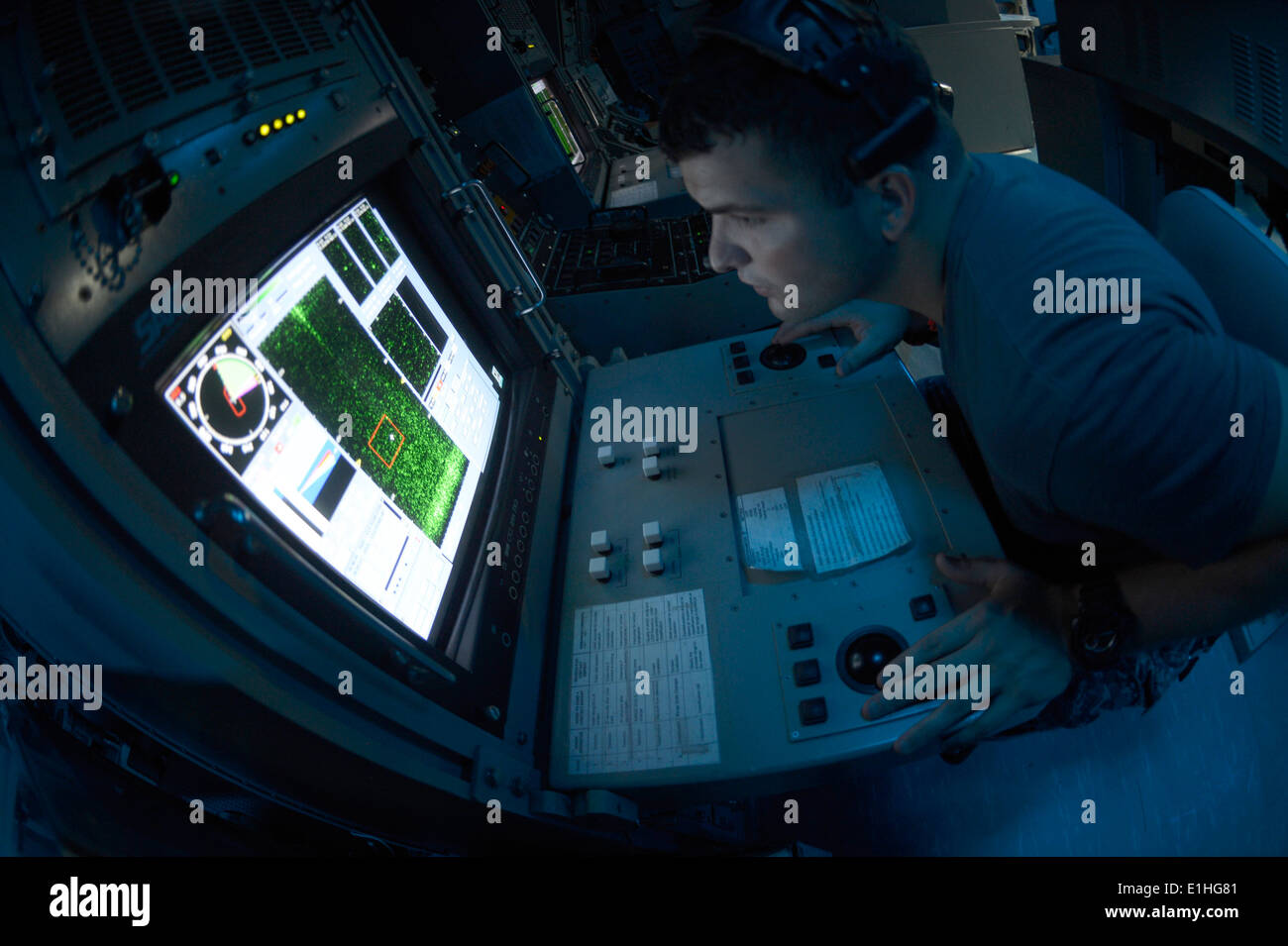 An sqq 32 hi-res stock photography and images - Alamy