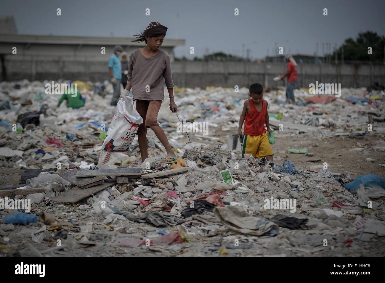 Dump manila hi-res stock photography and images - Alamy