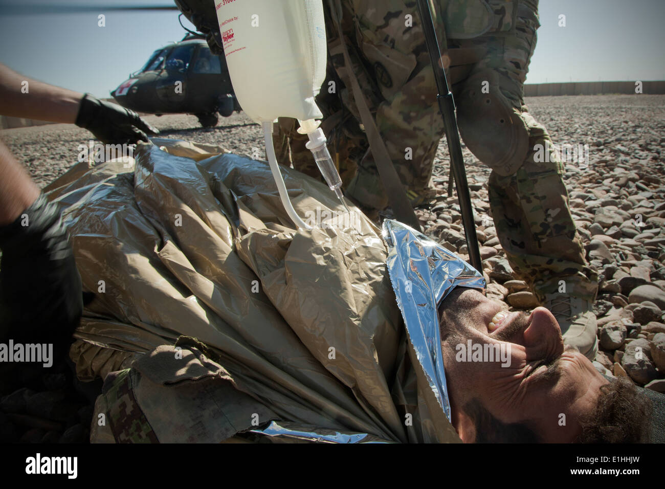 National army soldier medically evacuated hi-res stock photography and ...