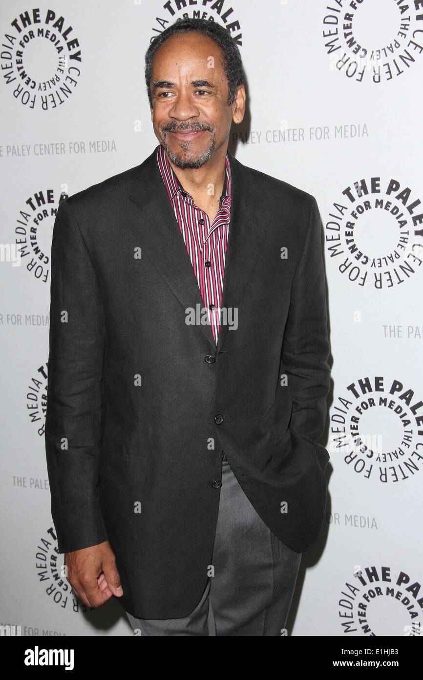 Tim reid wkrp hi-res stock photography and images - Alamy