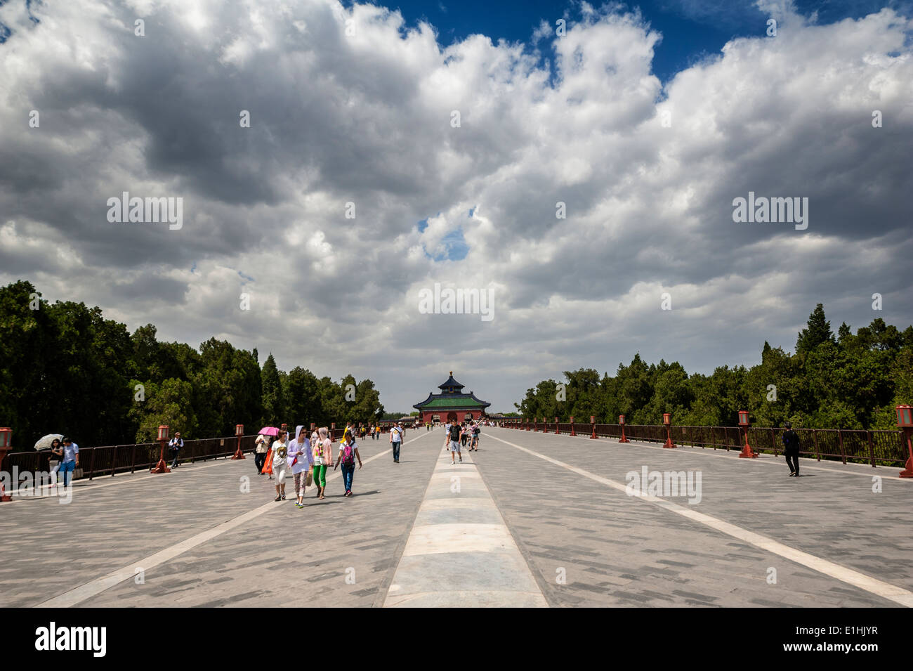 Tourist walk on Danbi Bridge, Temple of Heaven Stock Photo - Alamy