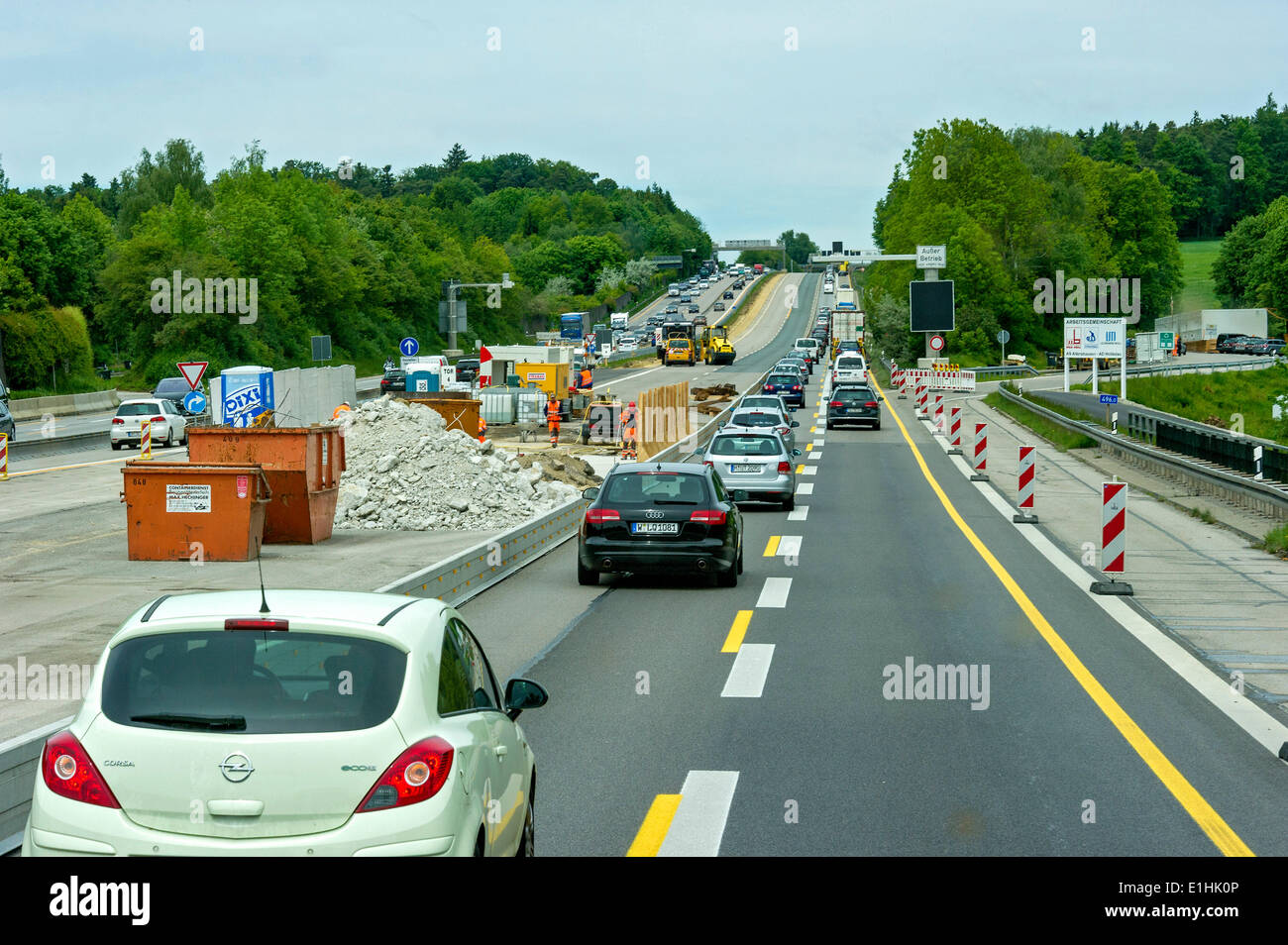 Narrowing hi-res stock photography and images - Alamy