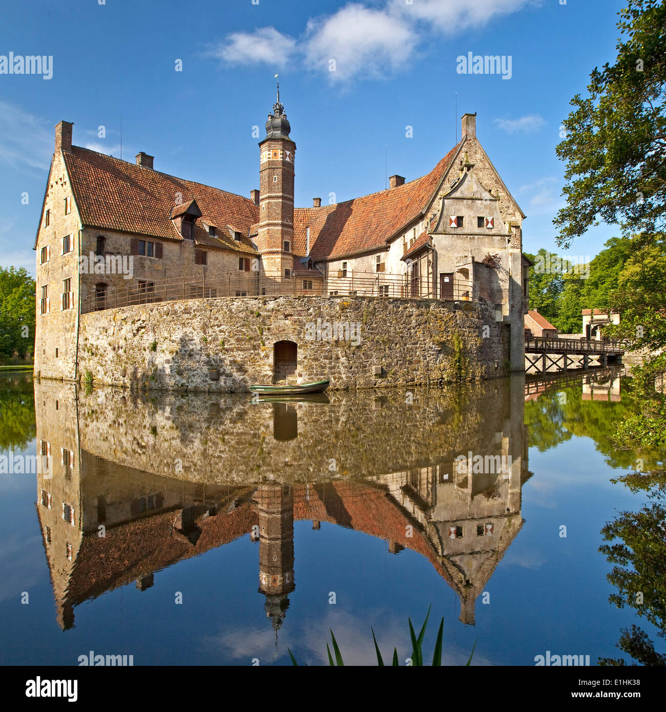 Water Castle Burg Vischering High Resolution Stock Photography and ...
