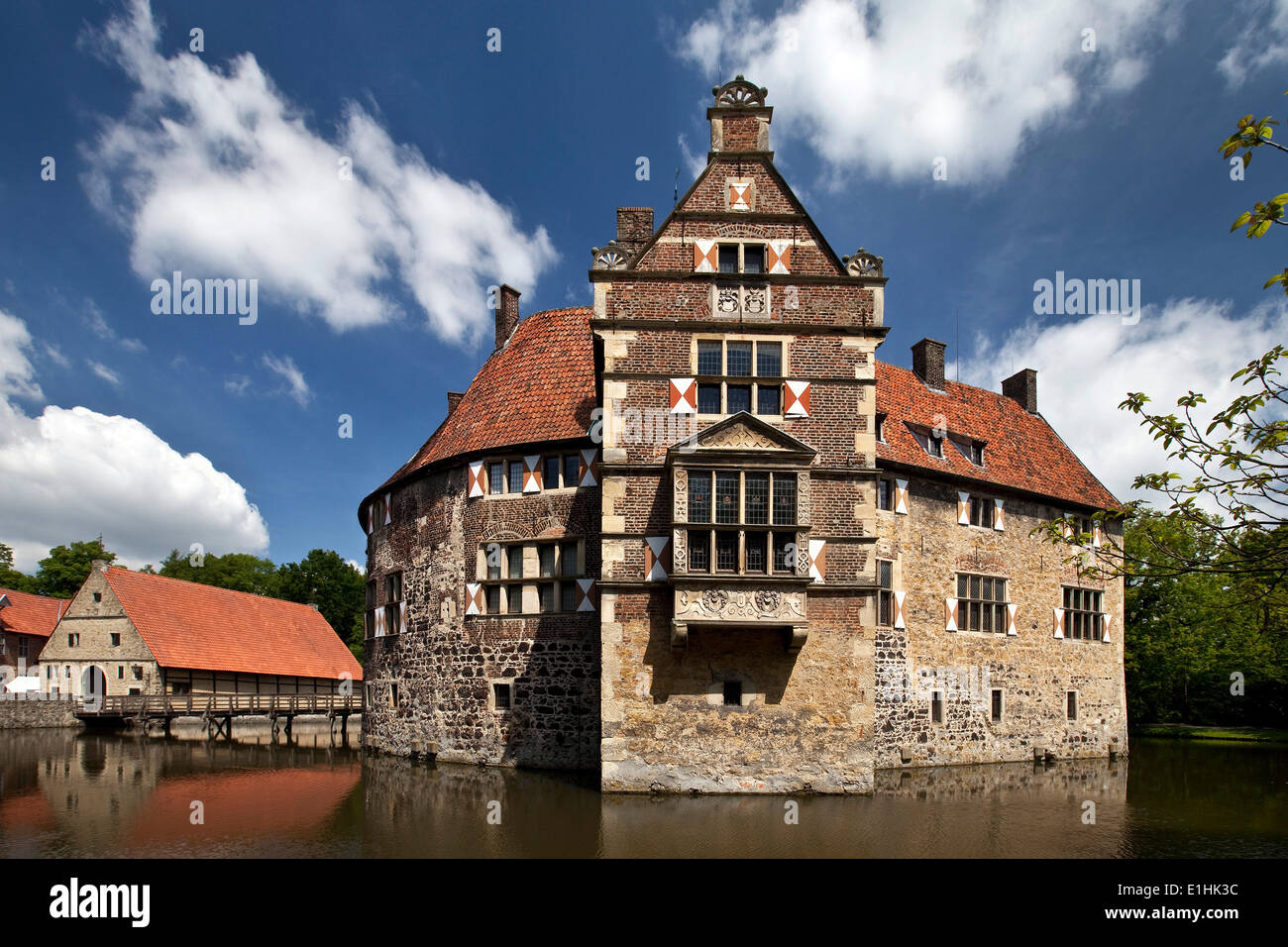 Water Castle Burg Vischering High Resolution Stock Photography and ...