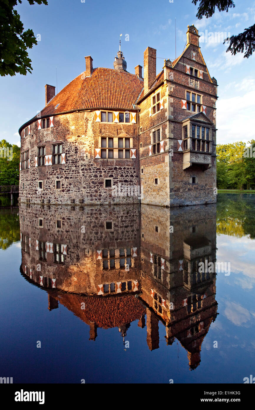 Water castle burg vischering germany hi-res stock photography and ...