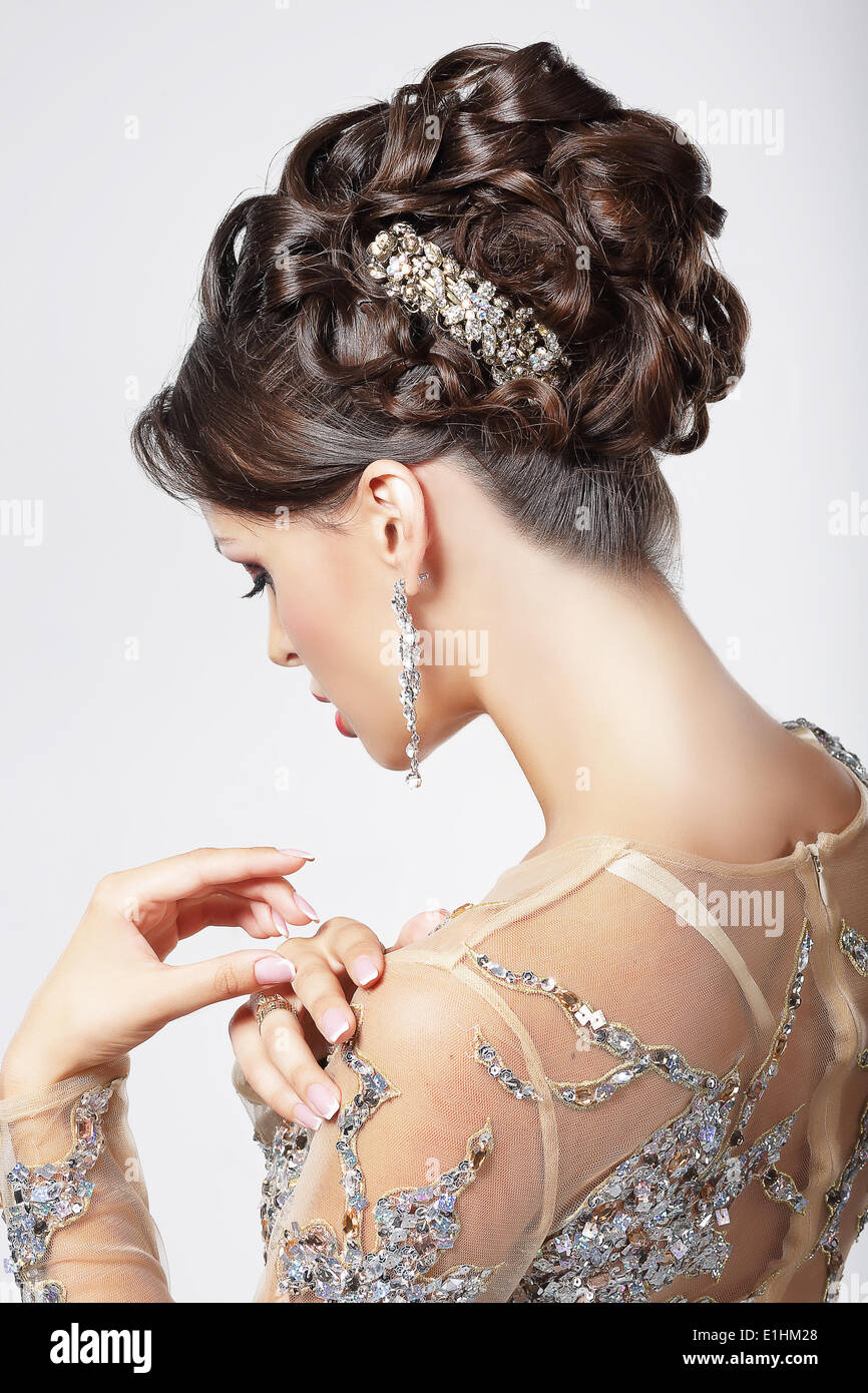 Profile classy brown hair lady hi-res stock photography and images - Alamy