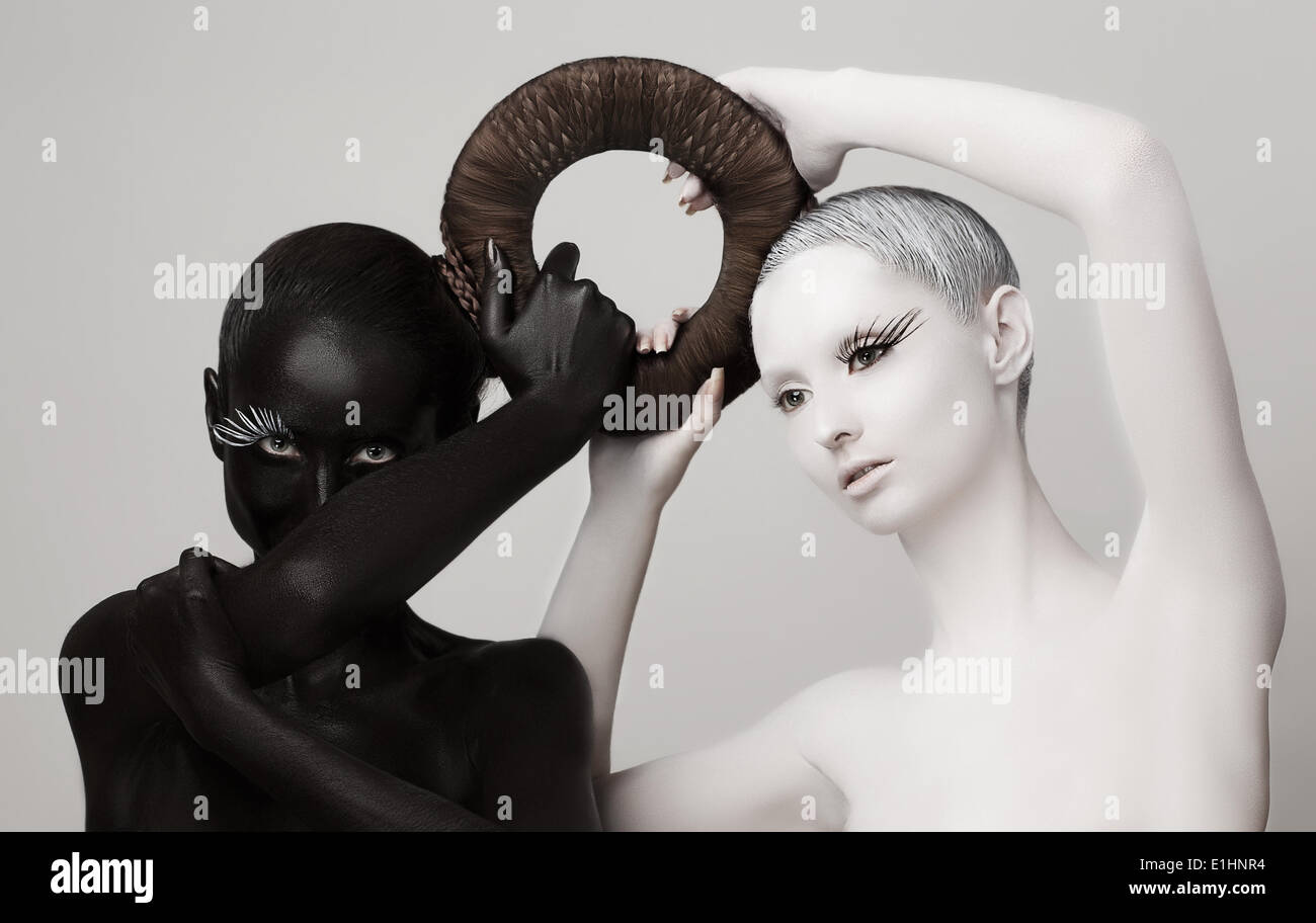 Fantasy. Yin & Yang Esoteric Symbol. Black & White Women Silhouettes ...
