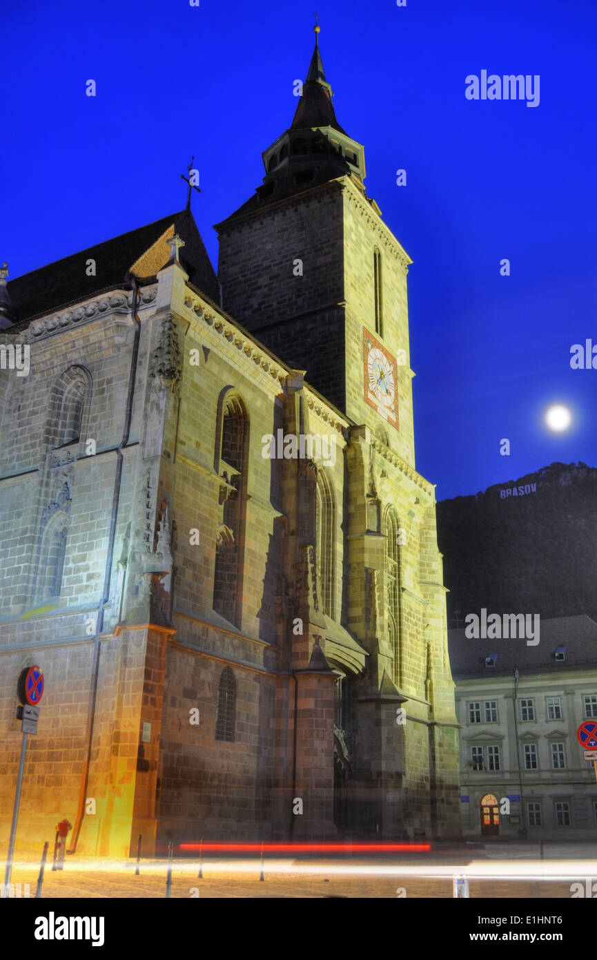 Black church at night, gothic architecture, Brasov, Romania ...