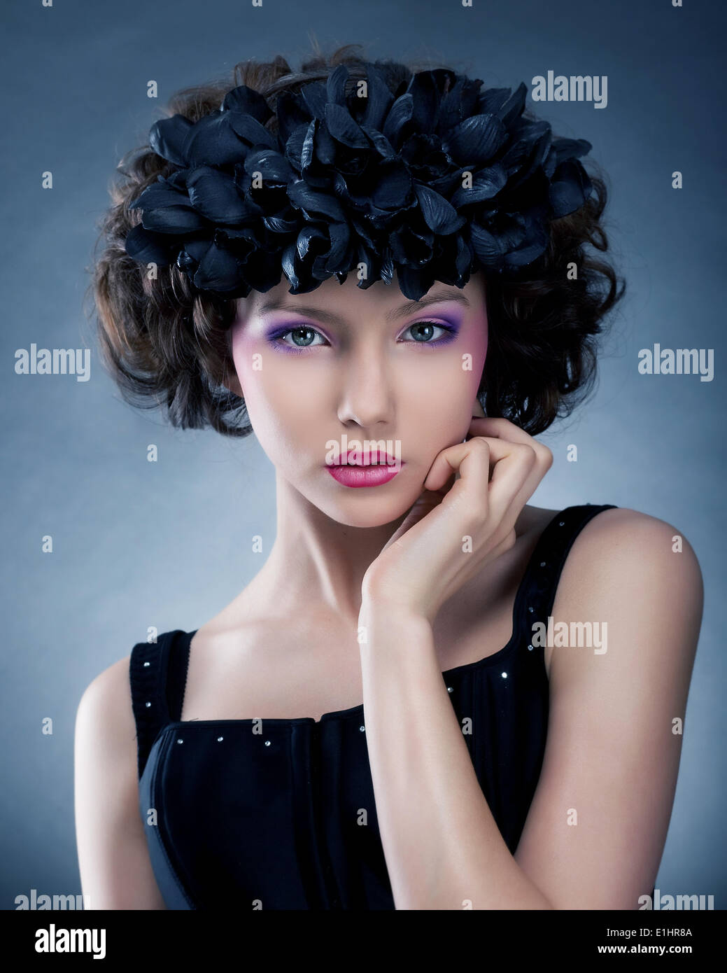 Freshness and sensuality. Beauty woman with wreath of flowers Stock ...