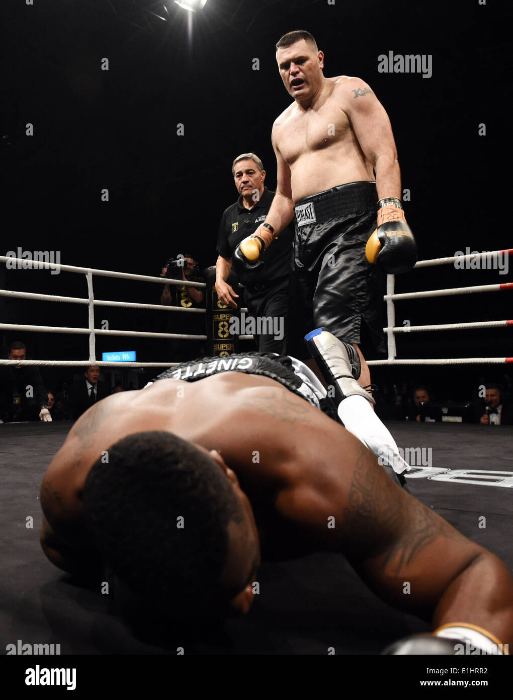 04.06.2014, Auckland, New Zealand. Kali Meehan knocks down Michael ...