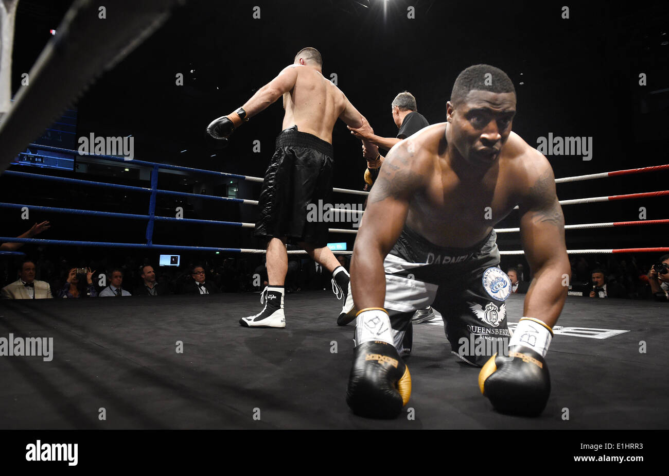 04.06.2014, Auckland, New Zealand. Kali Meehan knocks down Michael ...