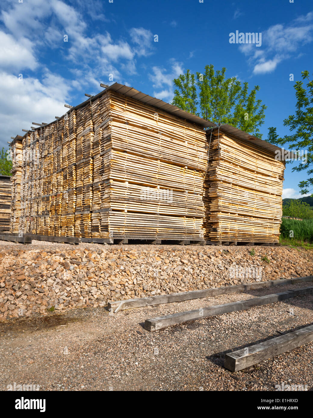 Lumber yard hi-res stock photography and images - Alamy