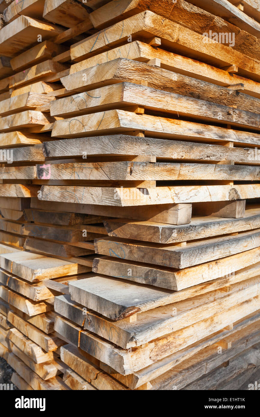 Lumber yard hi-res stock photography and images - Alamy