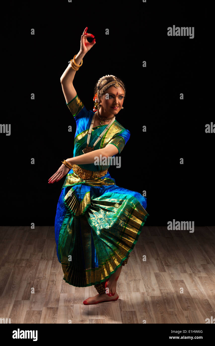 Nataraja pose hi-res stock photography and images - Alamy