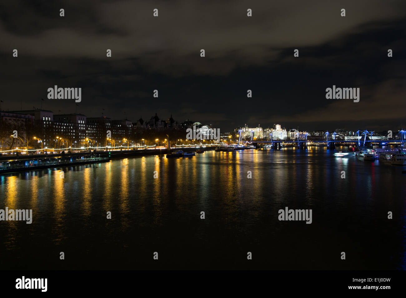 London, river Thames at night Stock Photo - Alamy