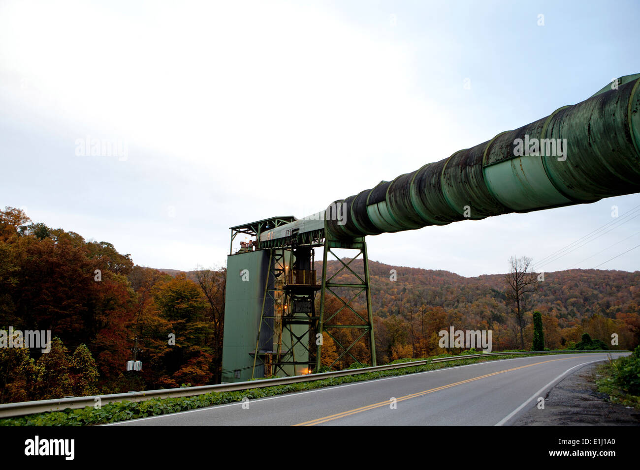 Industrial coal mines hi-res stock photography and images - Alamy
