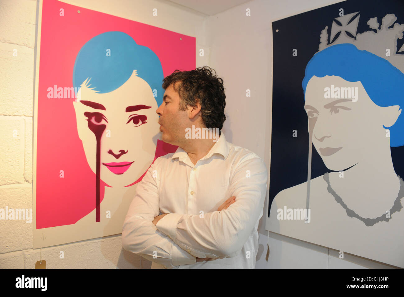 Pure evil artist hi-res stock photography and images - Alamy