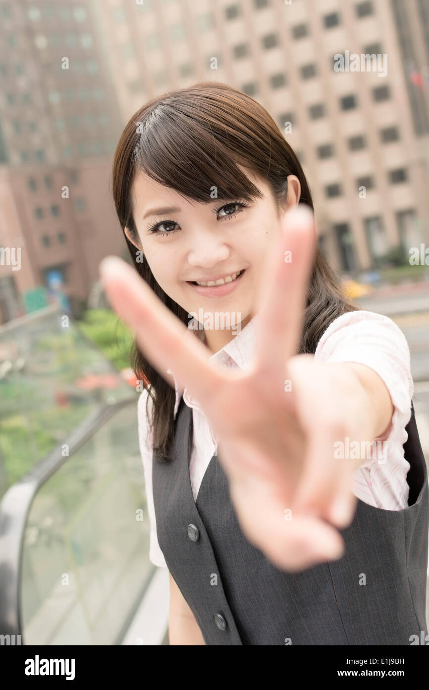 Japanese peace sign hi-res stock photography and images - Alamy