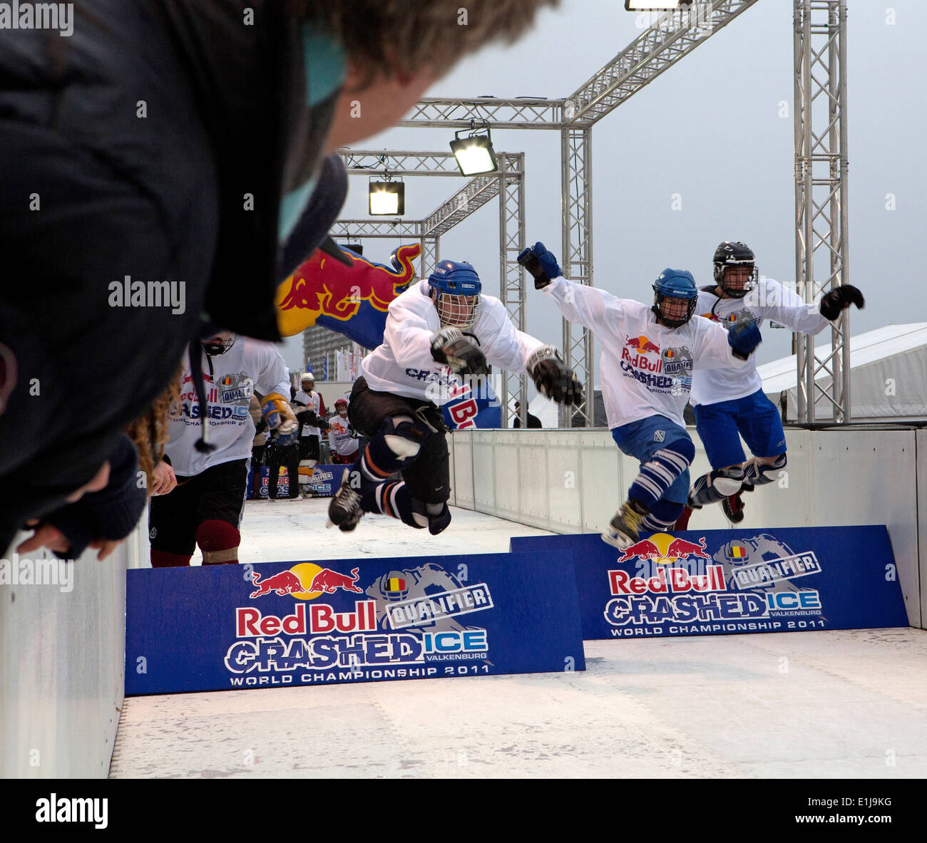 Action sport spectator on the move competition hi-res stock photography ...