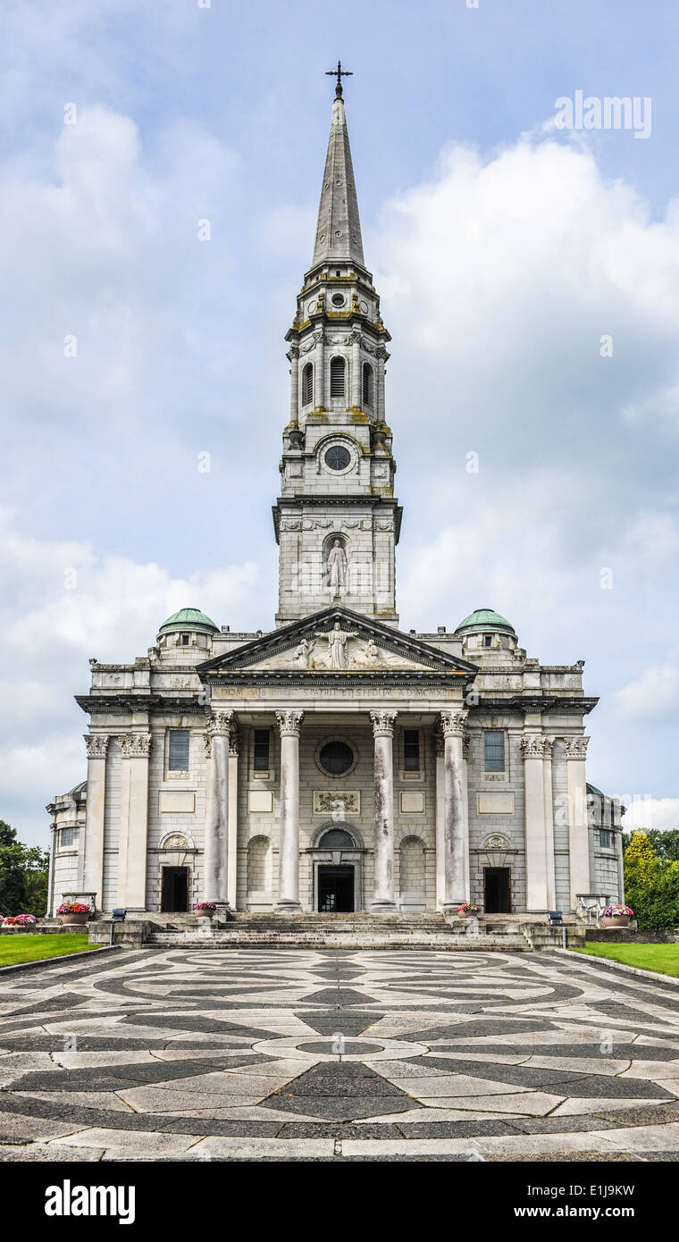 Cathedral cavan hi-res stock photography and images - Alamy