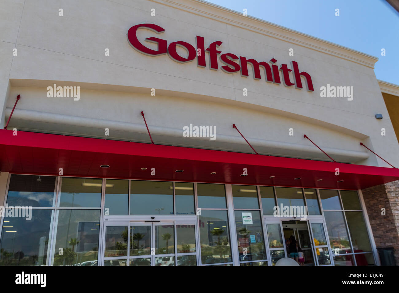 A Golfsmith Store in Upland California Stock Photo - Alamy
