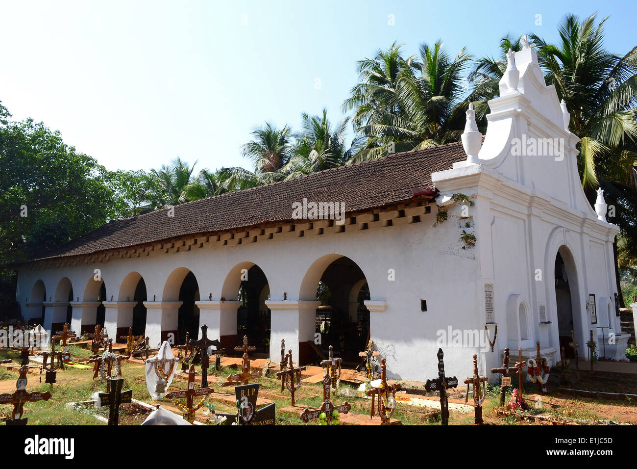 Church and cemetery, Goa, India Stock Photo - Alamy