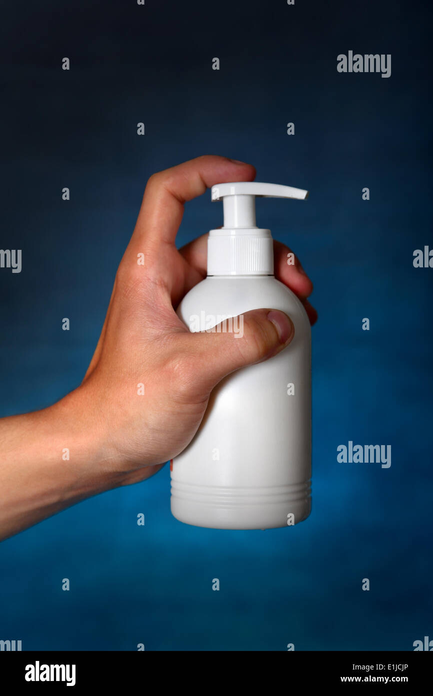 Aerosol spray hi-res stock photography and images - Alamy