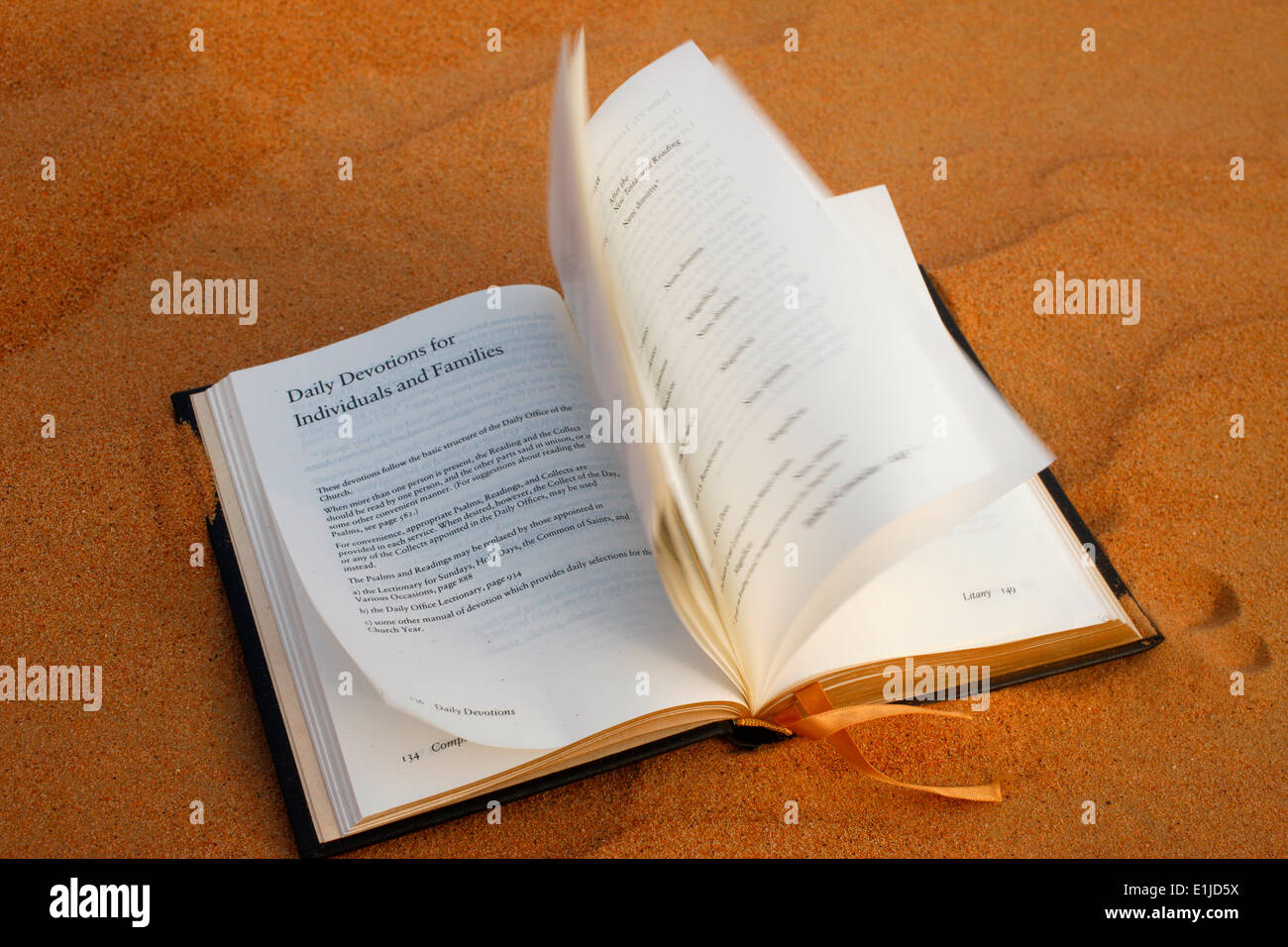 Book on hi-res stock photography and images - Alamy