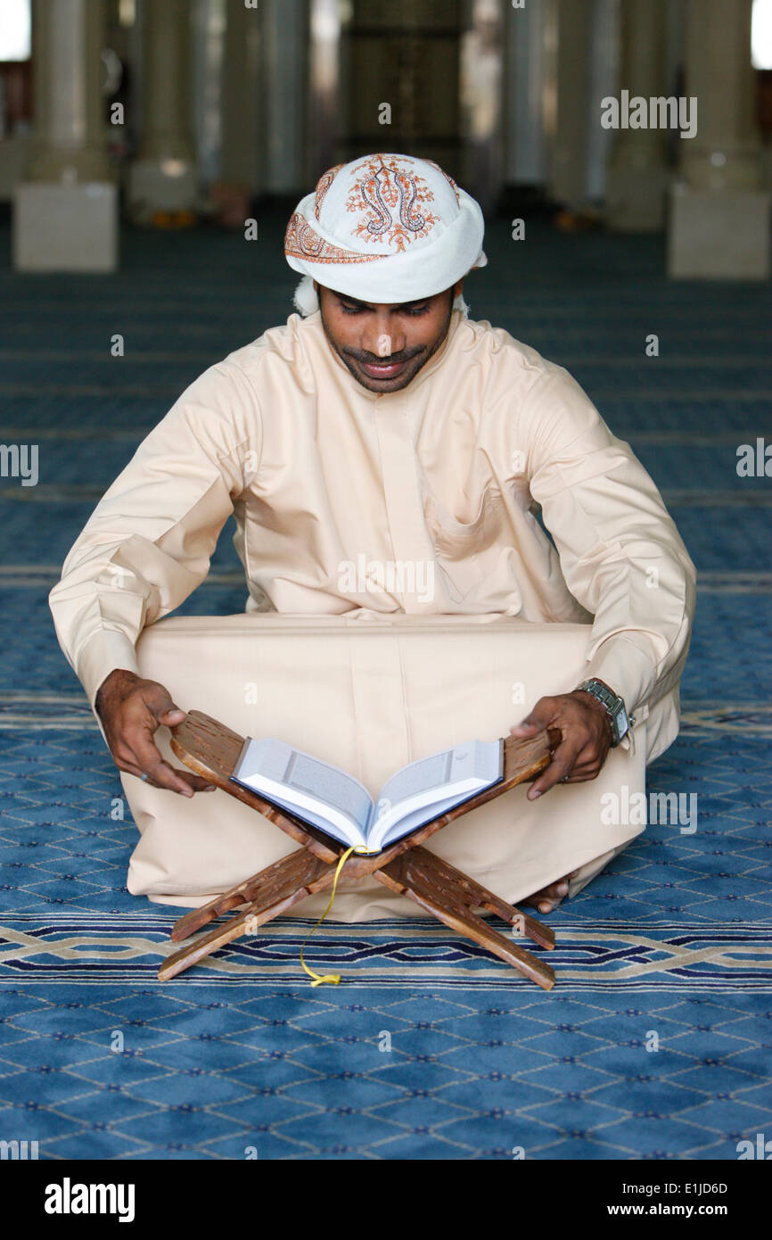 Kuran reading in a mosque Stock Photo - Alamy