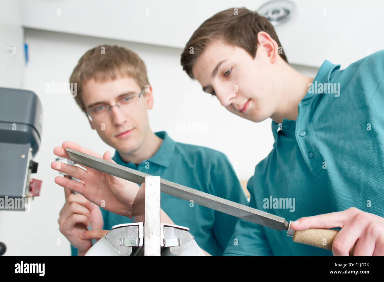 Mechanical workshop hi-res stock photography and images - Alamy