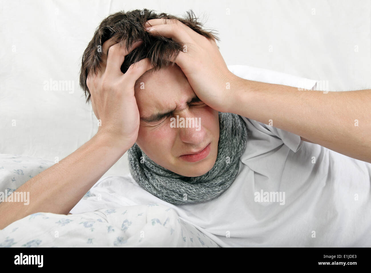 Man feel sick hi-res stock photography and images - Alamy