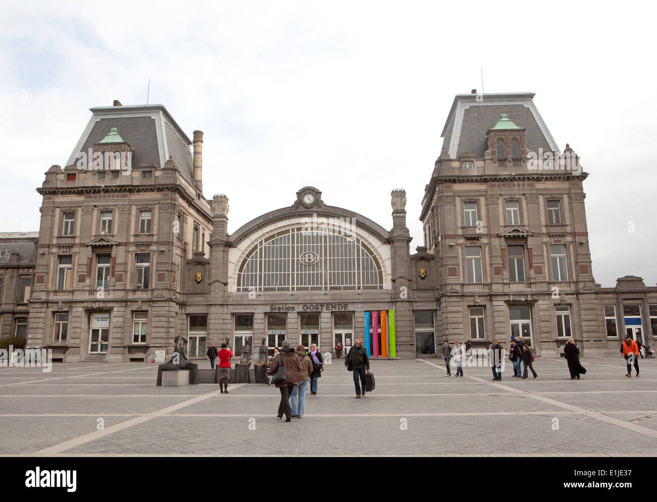 Ostend Train Station Stock Photo - Alamy