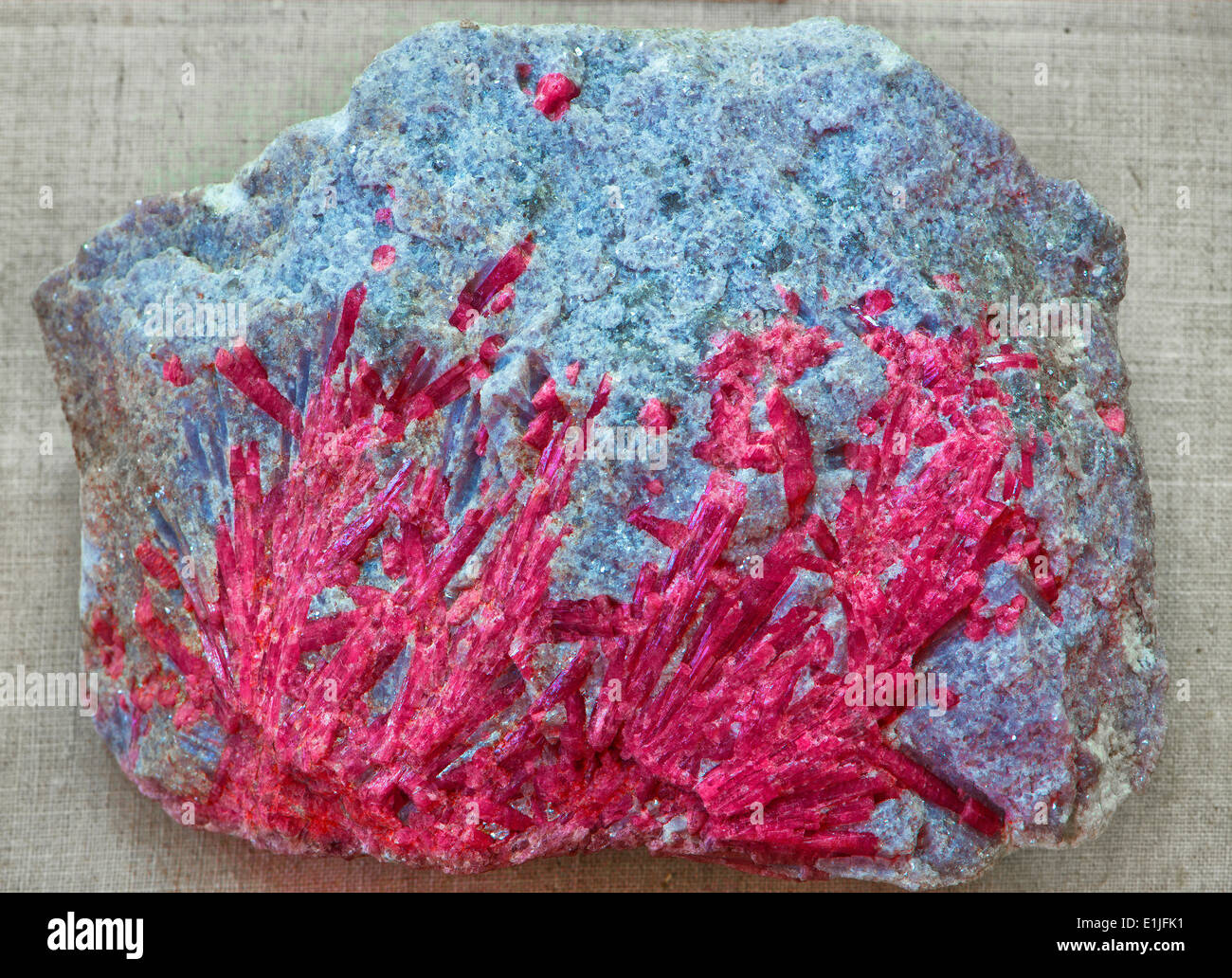 Tourmaline rough hi-res stock photography and images - Alamy