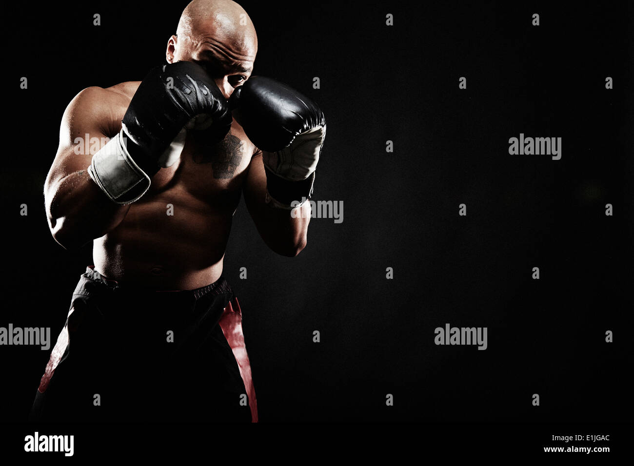 African boxer fighting hi-res stock photography and images - Alamy