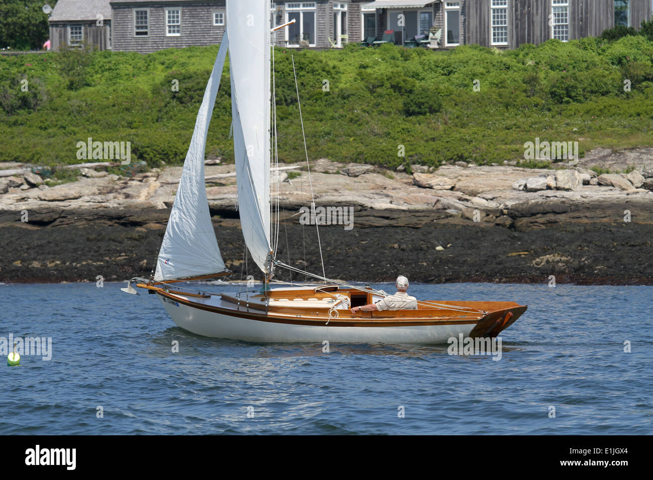 Little sloop hi-res stock photography and images - Alamy