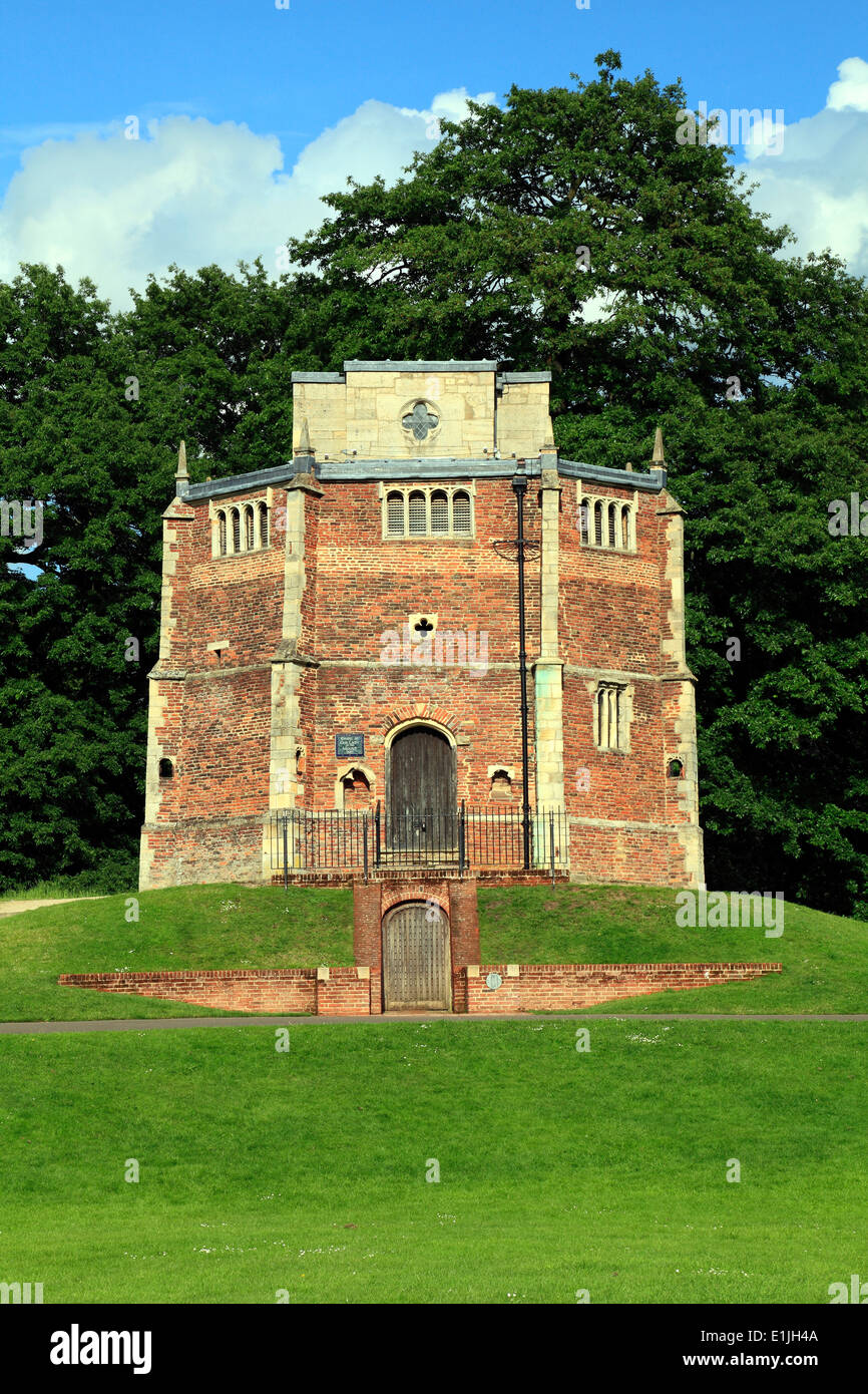 Red Mount Chapel, Kings Lynn, medieval Pilgrims Chapel, 1485, Norfolk ...