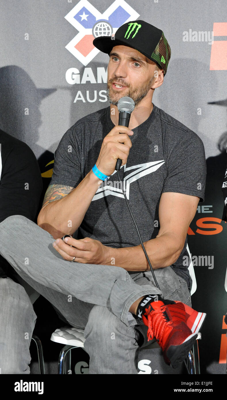 Jamie bestwick hi-res stock photography and images - Alamy