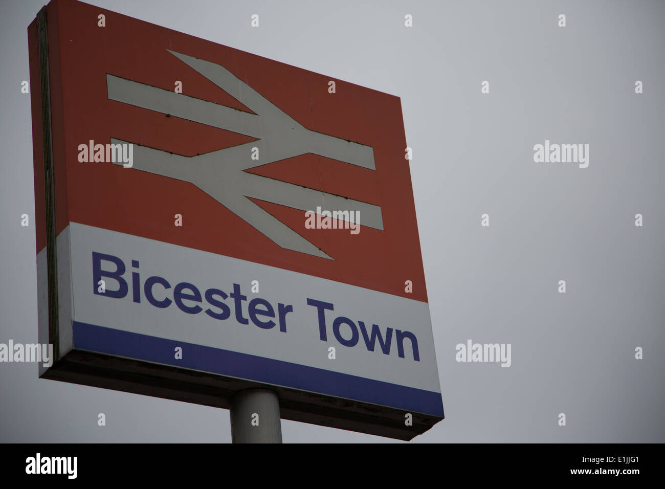 Bicester station hi-res stock photography and images - Alamy
