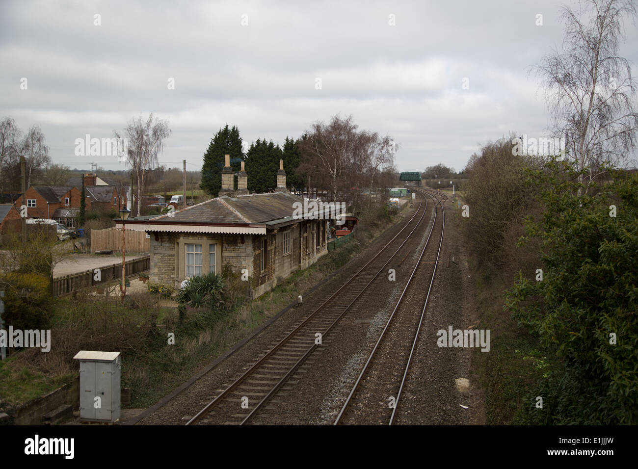 Disused railway station hi-res stock photography and images - Alamy