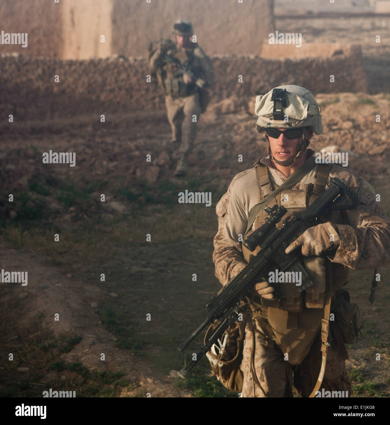 U.S. Marines with Fox Company, 2nd Battalion, 2nd Marine Regiment ...