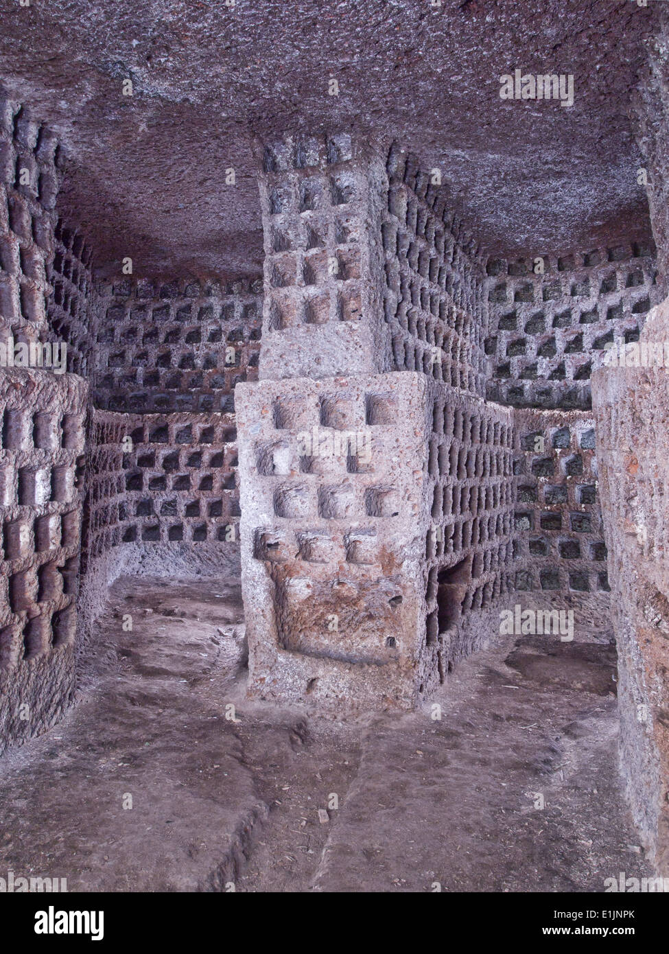 Roman columbarium hi-res stock photography and images - Alamy