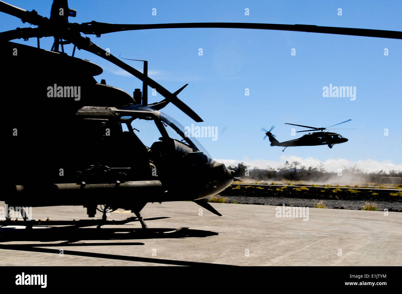 Uh 60 Blackhawk Helicopter Wallpaper