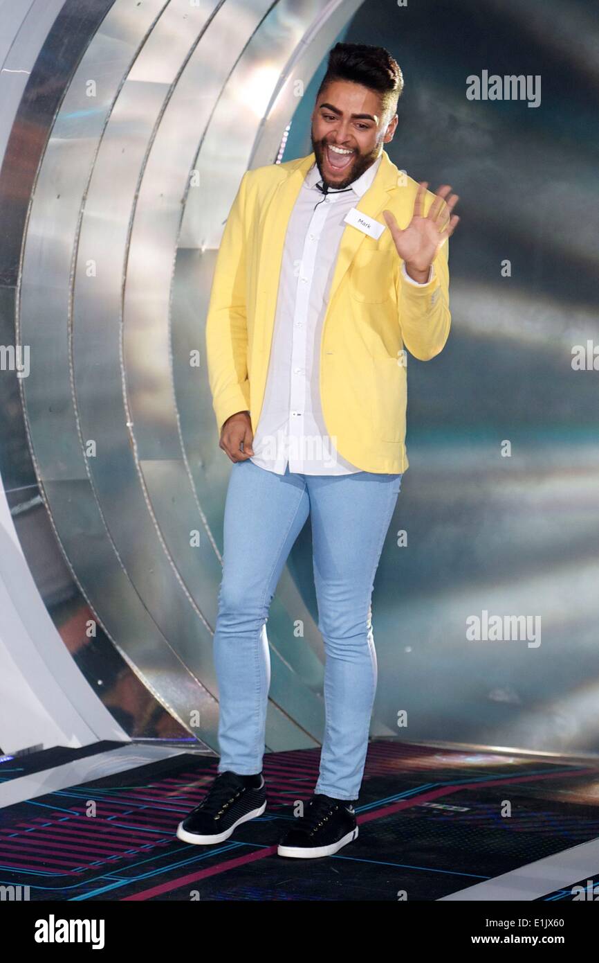 Mark byron hi-res stock photography and images - Alamy