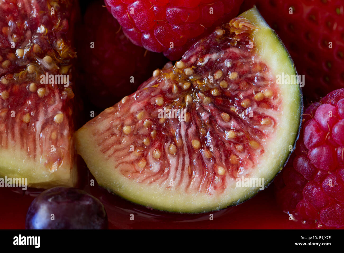 Close up sliced figs hi-res stock photography and images - Alamy