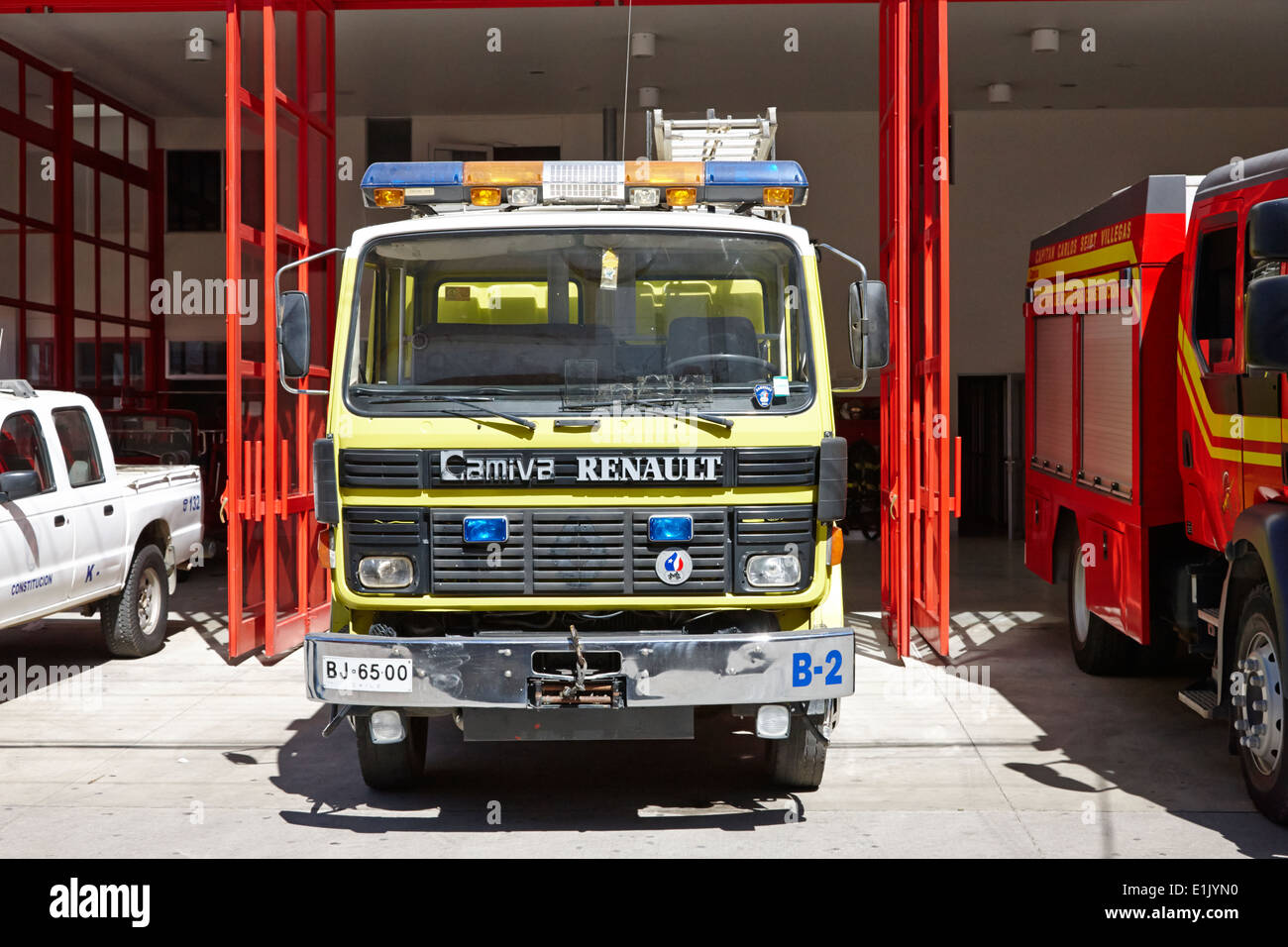 renault fire trucks tenders constitucion fire station chile Stock Photo ...
