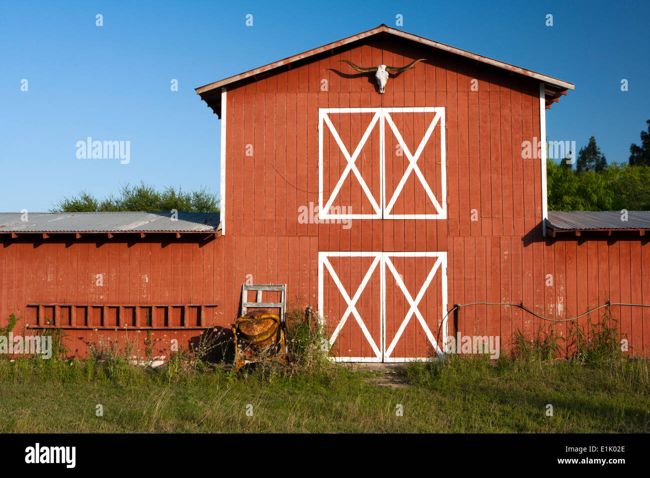 Red Barn at Camp Lula Sams - Brownsville, Texas USA Stock Photo - Alamy