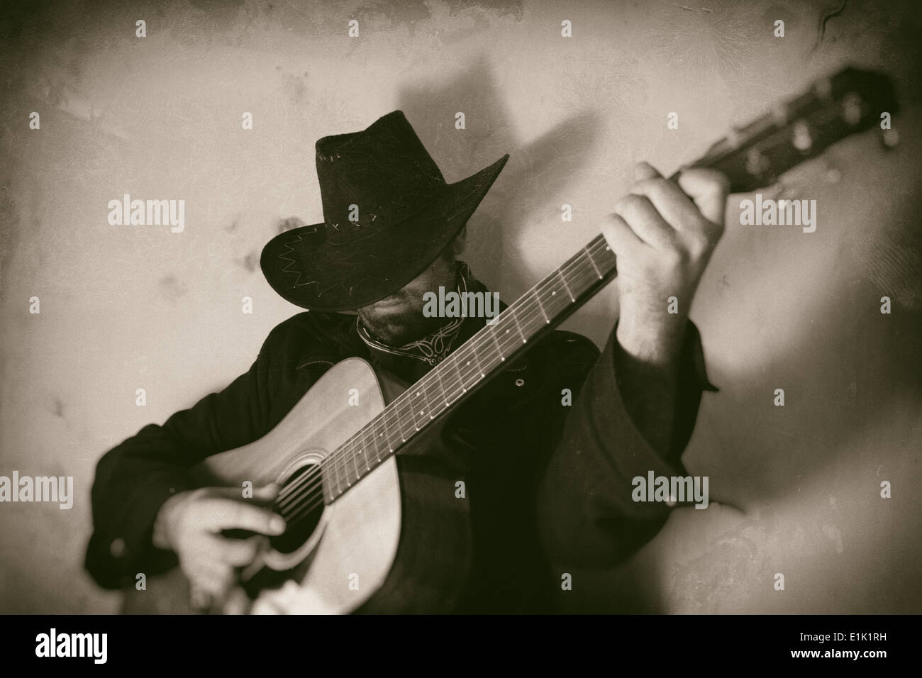 Old man guitar cowboy hi-res stock photography and images - Alamy