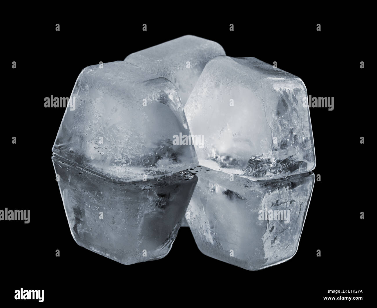 natural ice cubes, isolated on black background with reflection Stock ...